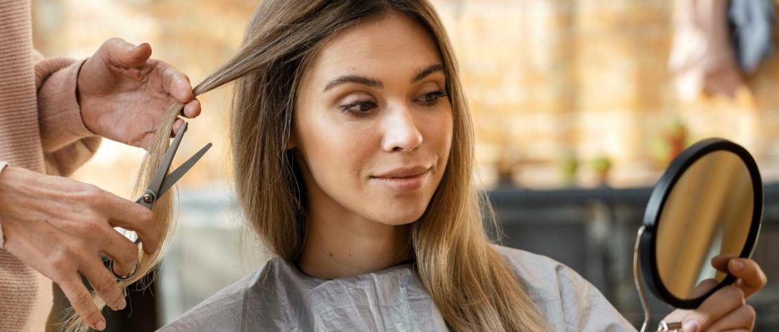 Elevate Your Style with MOBILESTYLES' Hair Cutting Services