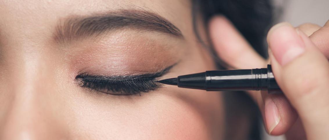 The Best Egirl Eyeliner Makeup Tutorial