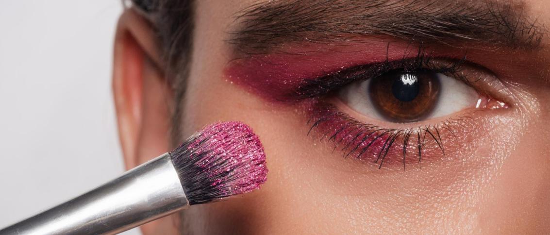 Eye Makeup Tutorial: A Guide to Enhancing Your Beauty
