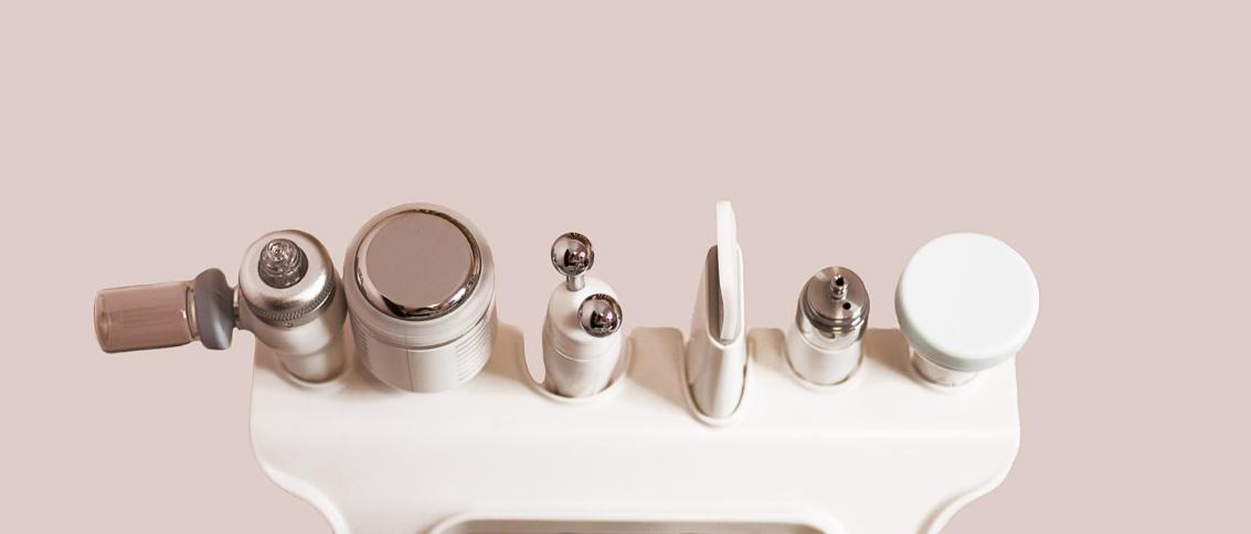 The Ultimate Guide to Choosing the Best Microcurrent Device