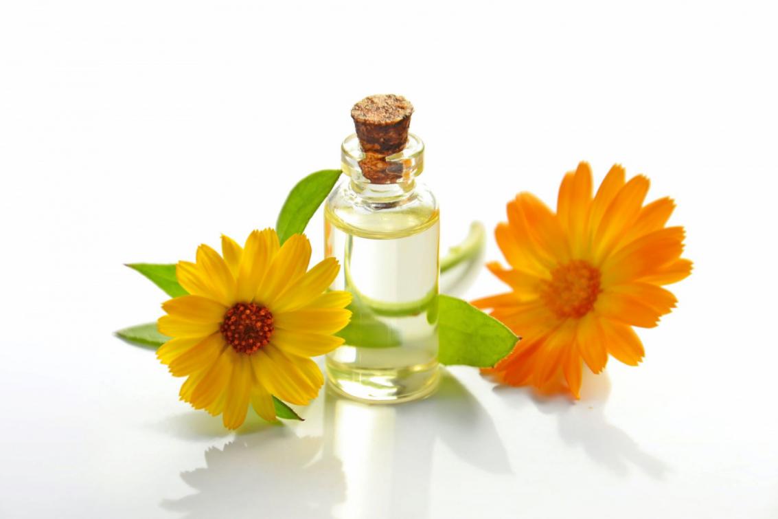 Your Guide to Green Deodorant and Underarm Detoxes
